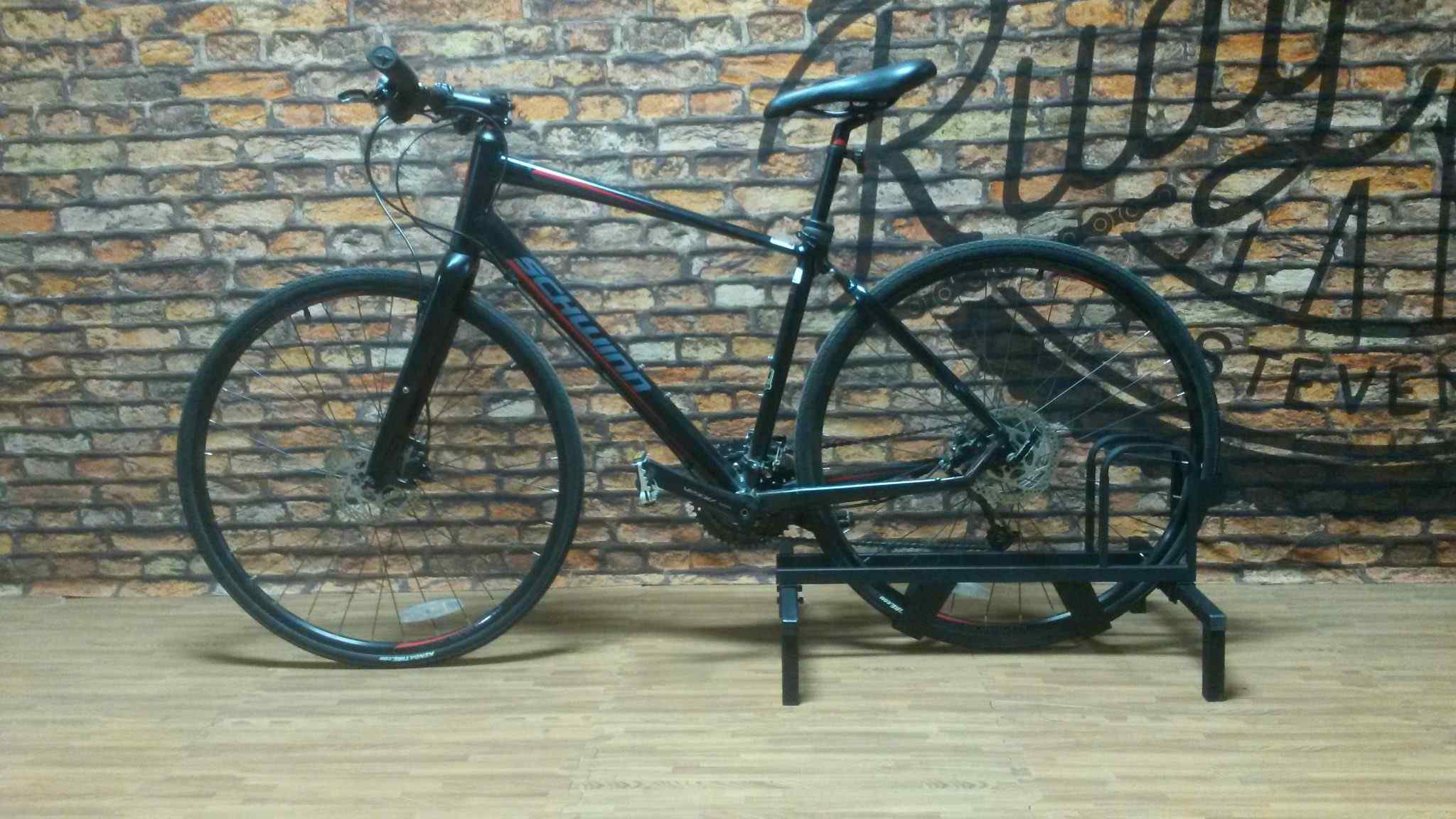 Single Bike Display | Floor Bike Rack | Rudy Rack